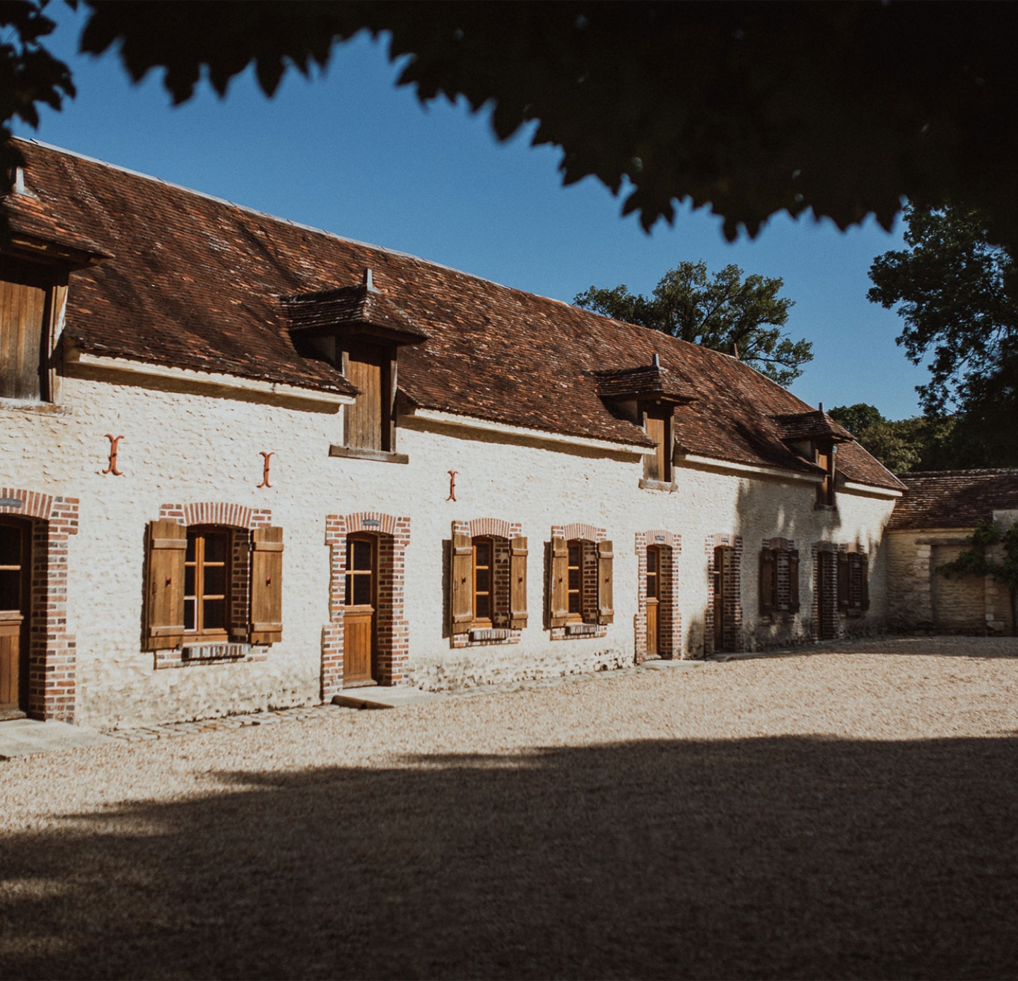 Gîtes & hébergements — Chateau De Vaux